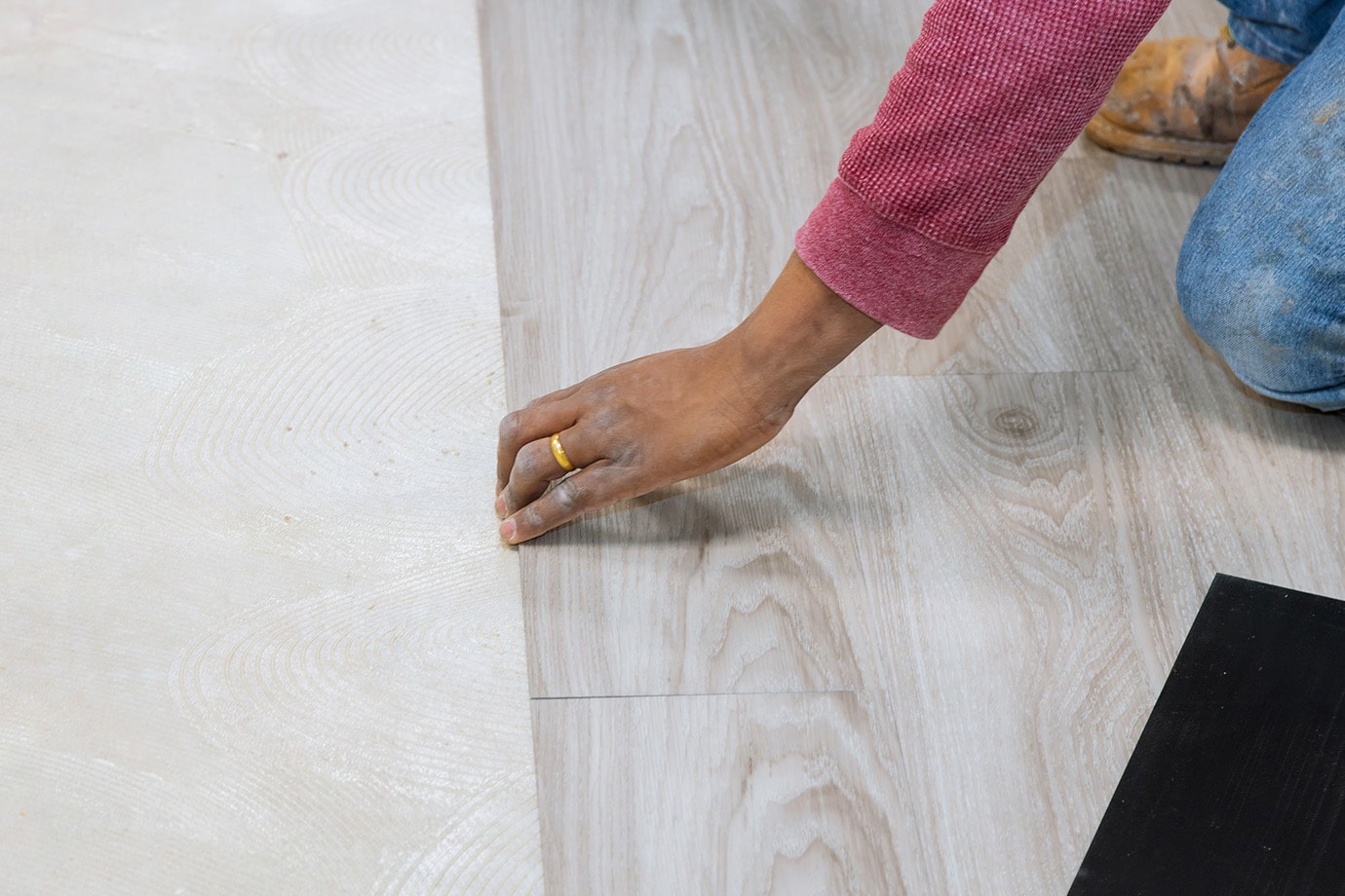 How To Repair Laminate Flooring & Water-Damaged Floorboards